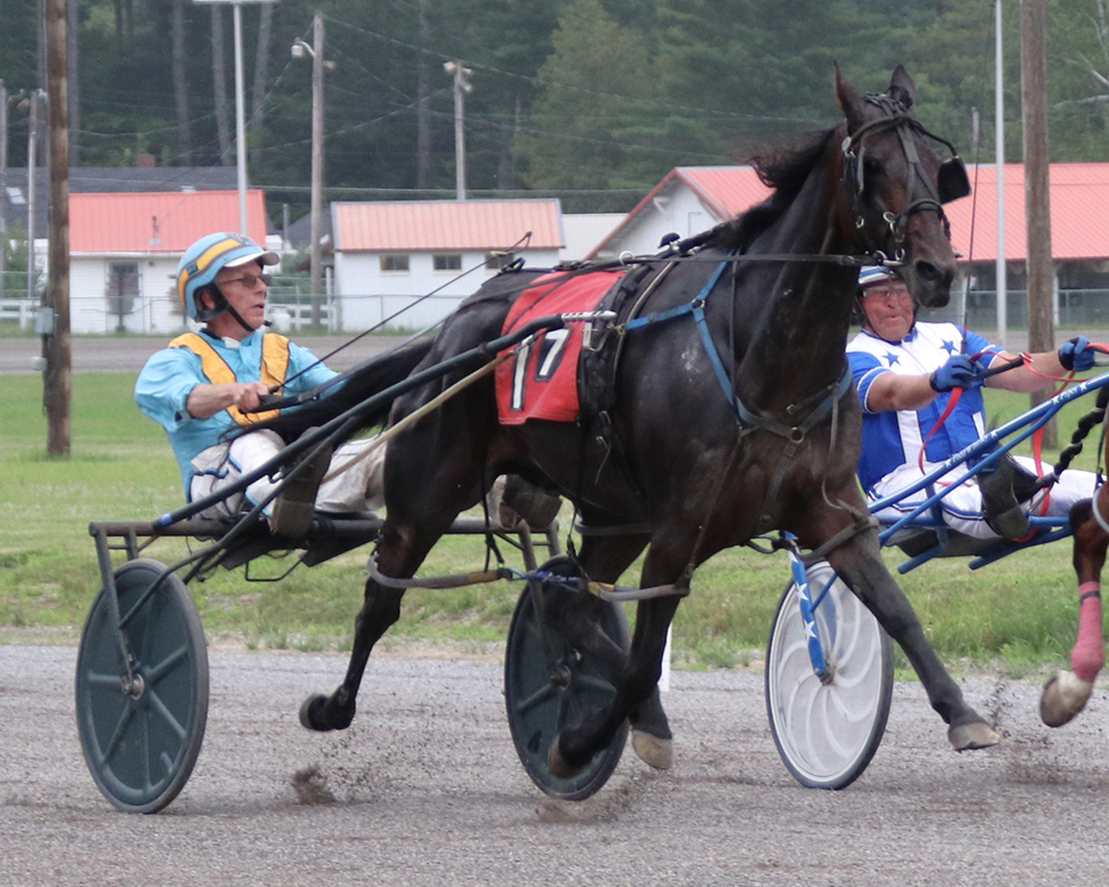 Varnum scores big in Maine amateur event – U.S. Trotting News