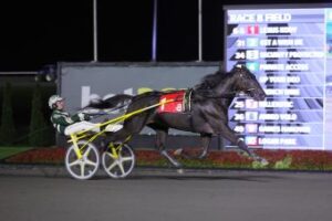Lexus Kody scores easily, Miki And Minnie impressive in Breeders Crown ...